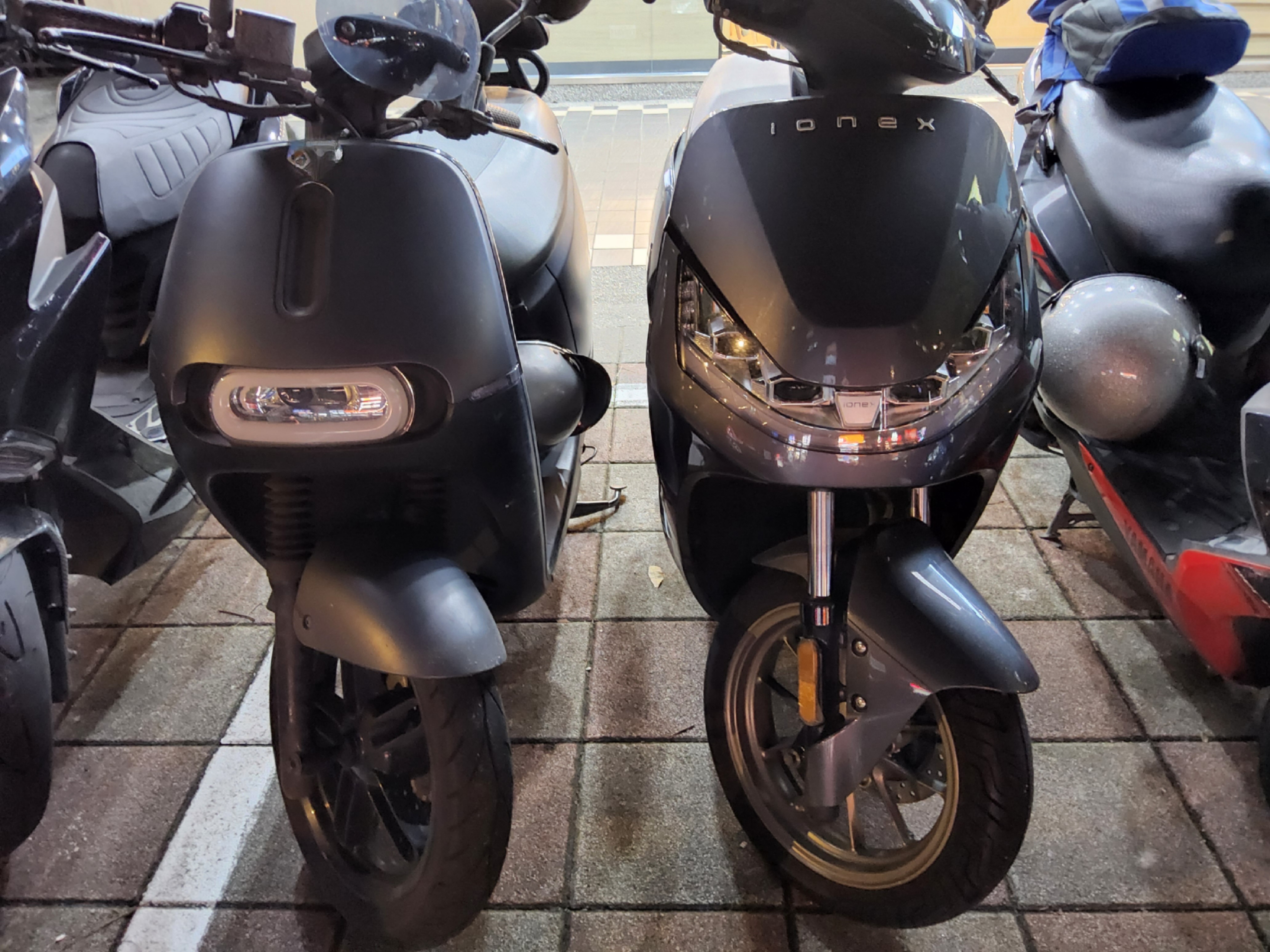 Ionex換電站方便嗎？ - Mobile01