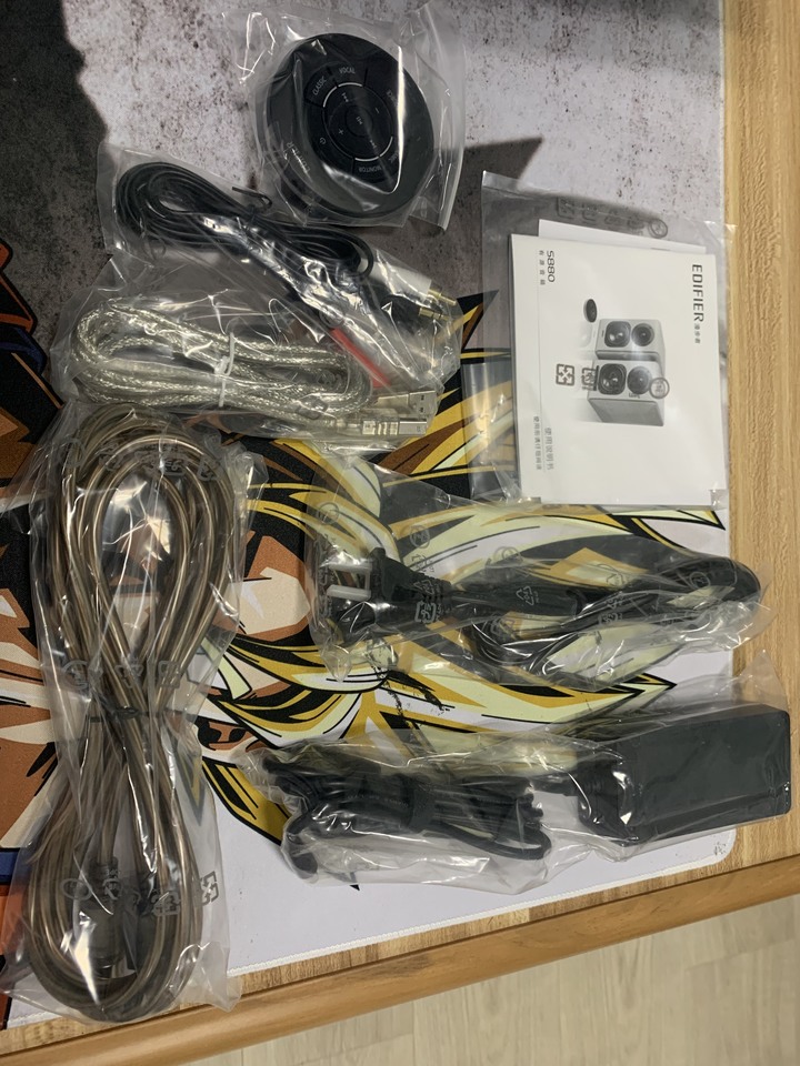 Edifier S880 開箱與聽感 - Mobile01