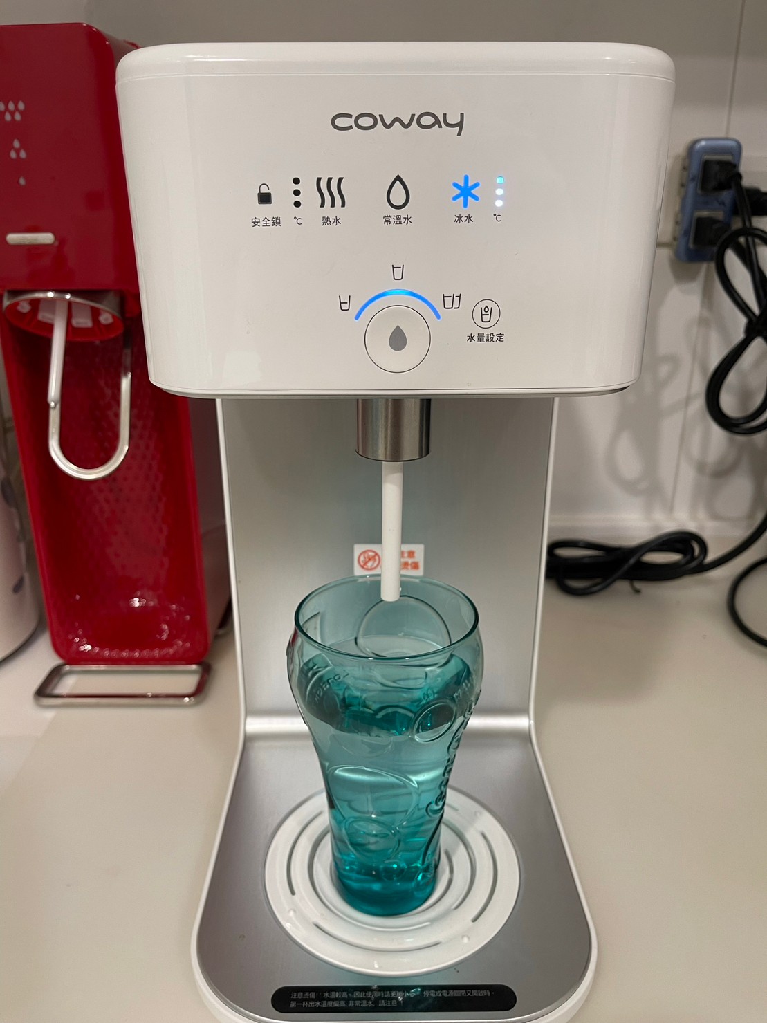 [開箱] 趁雙11入手的COWAY CHP-242N冰溫瞬熱飲水機 - Mobile01