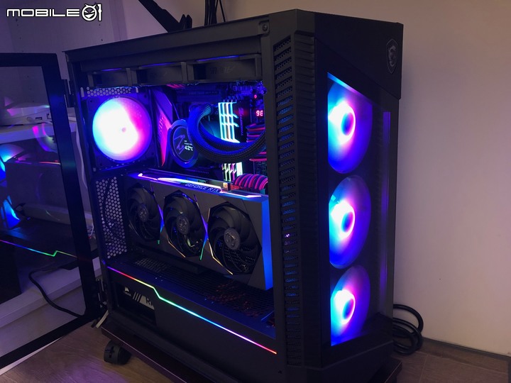 技嘉AORUS C500 GLASS簡易開箱、心得 - Mobile01