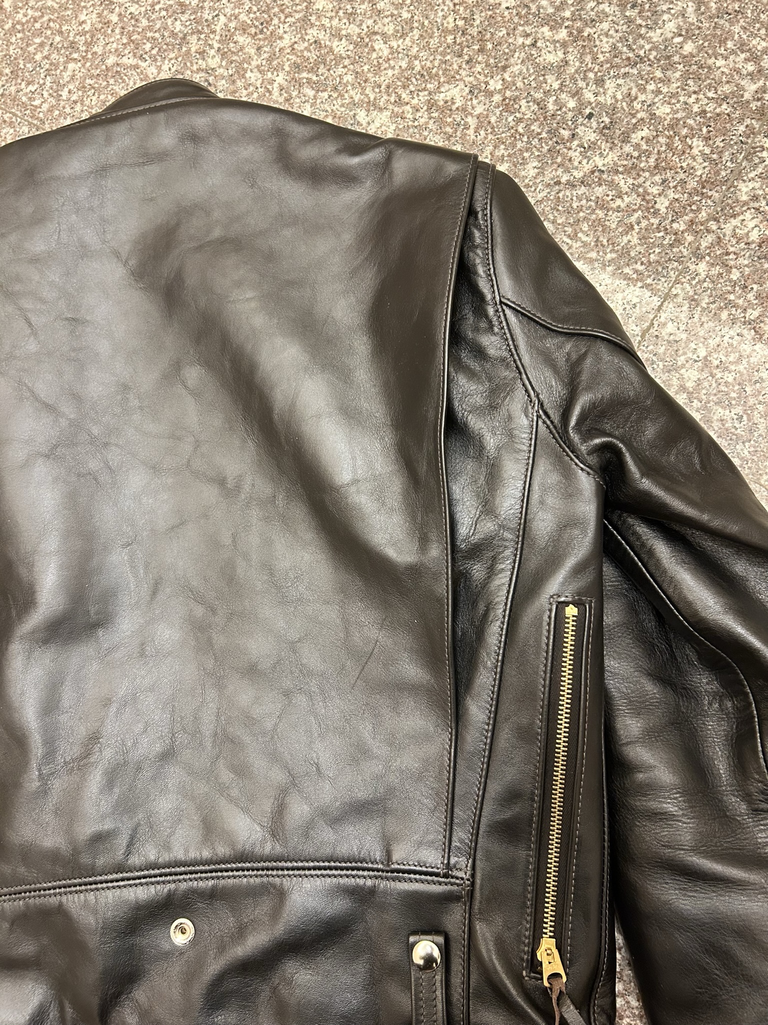 [兩奶各有風情] the real mccoy's "buco j-31" - Mobile01