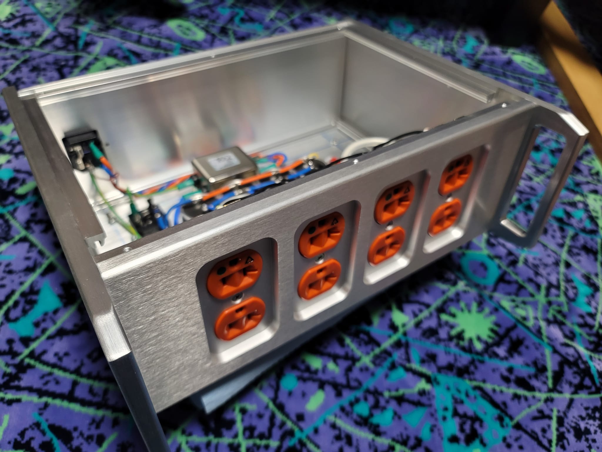 [DIY]解決變壓器哼聲的好幫手：DC BLOCKER - Mobile01