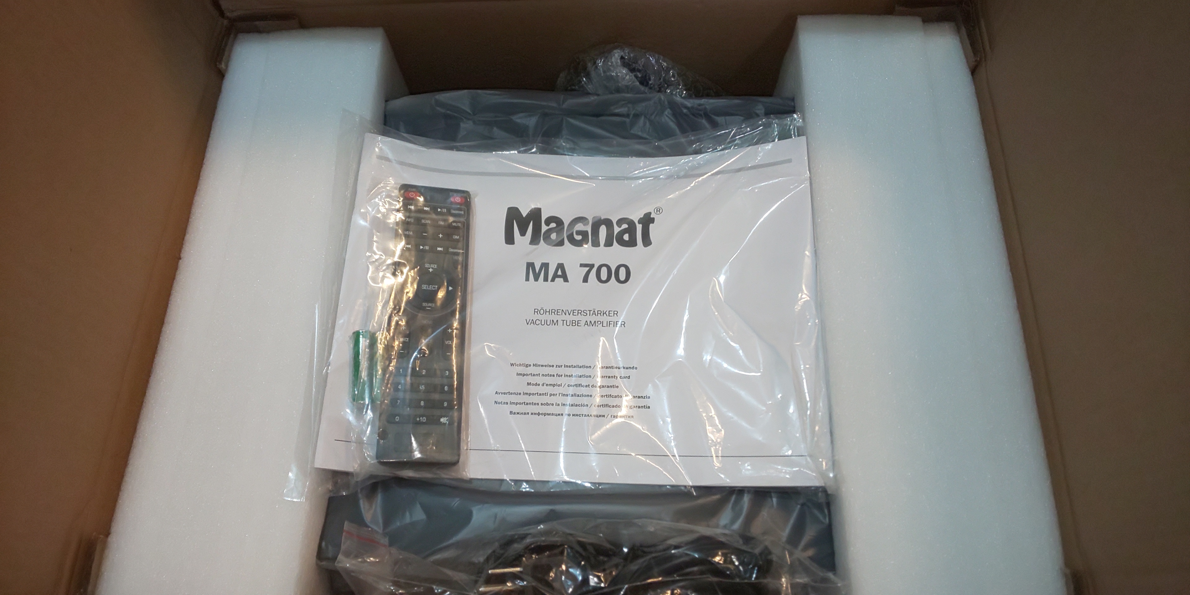 新年新開箱，傳統與新穎兼具的好擴，MAGNAT MA-700 - Mobile01