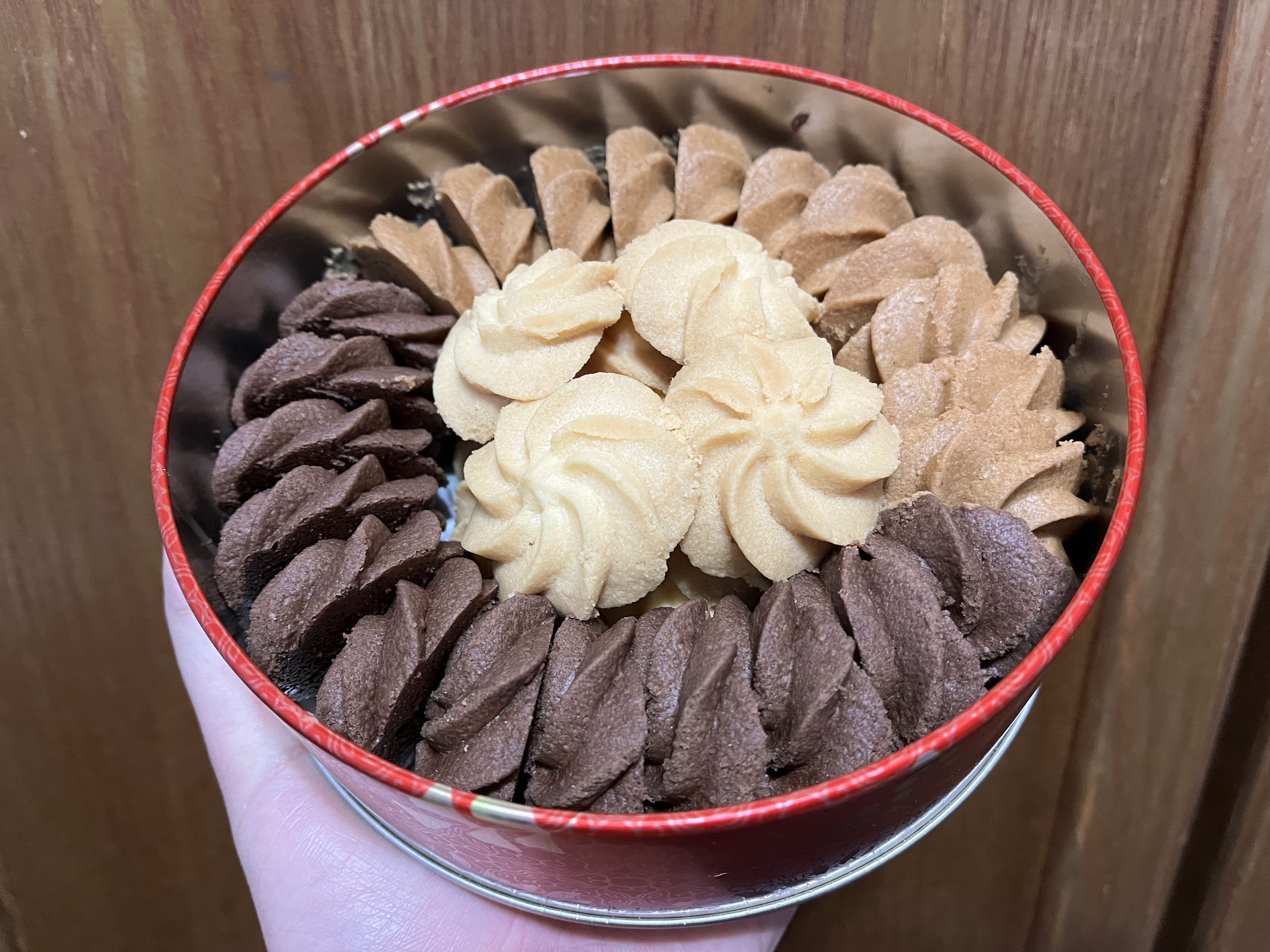 [食記] Conch Baking (幸福海螺)，台灣台北南港，香甜中微鹹而酥軟奶油曲奇餅乾 - Mobile01