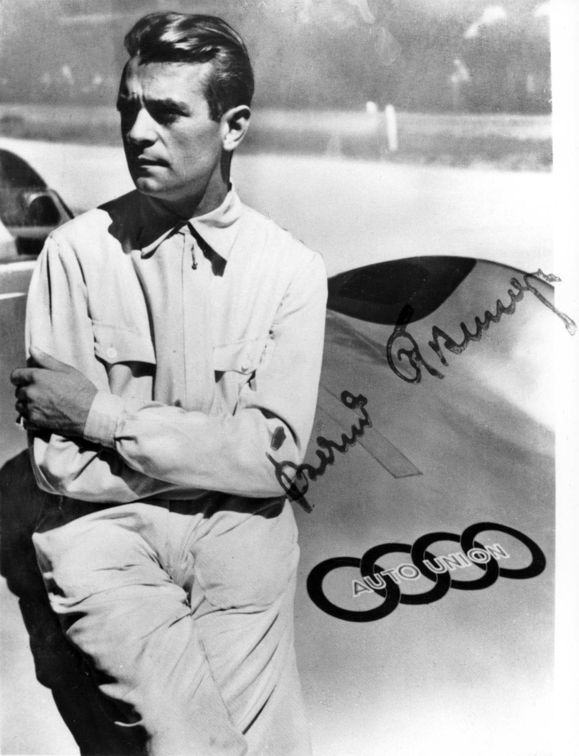 Audi Rosemeyer 概念車成就 Bugatti Veyron 地表最速量產超跑之作 - Mobile01