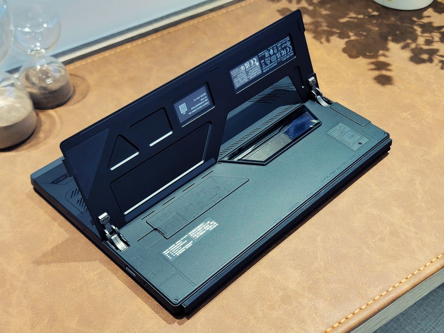 ASUS ROG FLOW Z13(2023) 簡單開箱 【3/8更新遊戲FPS實測】 - Mobile01