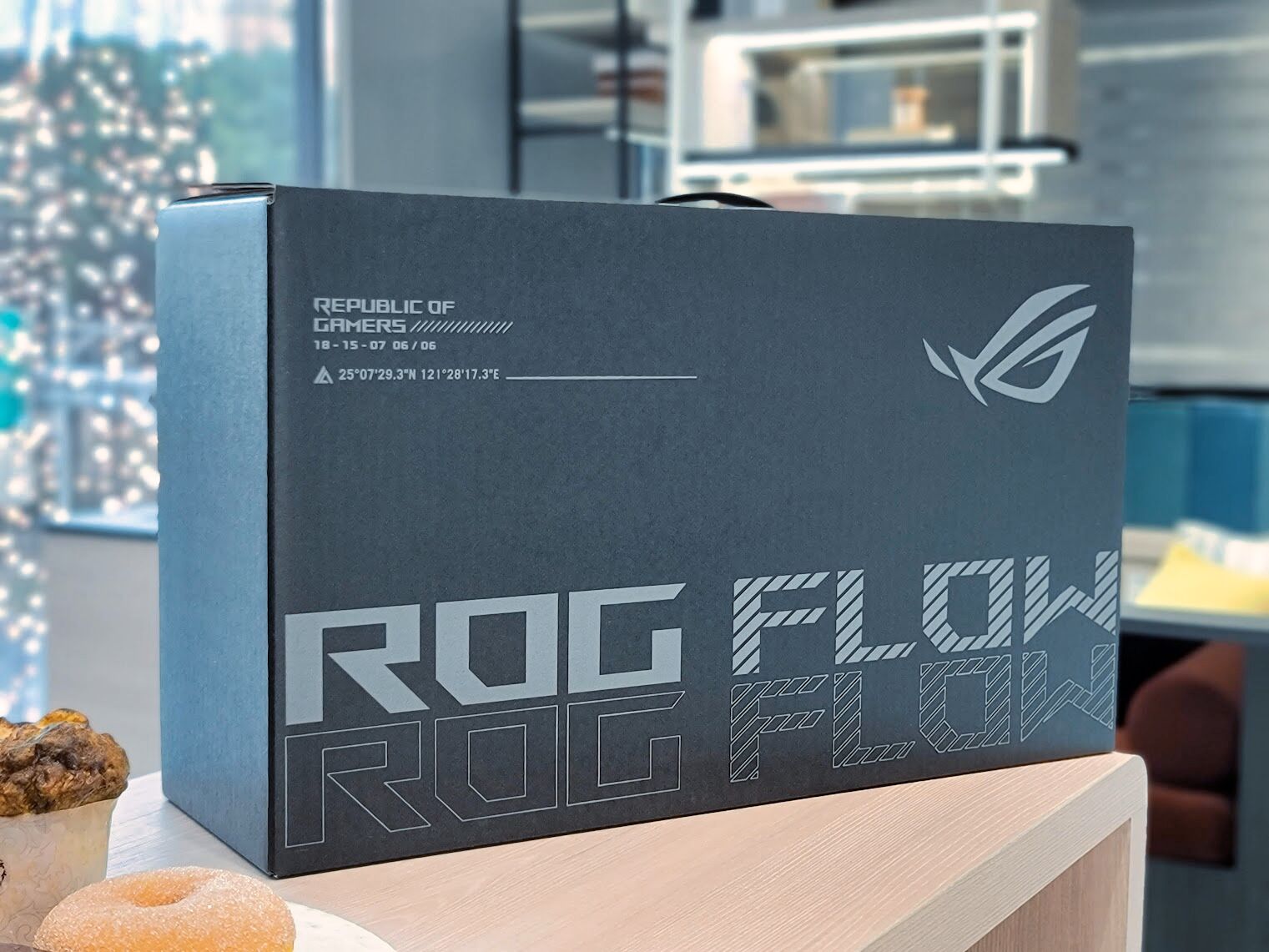 ASUS ROG FLOW Z13(2023) 簡單開箱 【3/8更新遊戲FPS實測】 - Mobile01