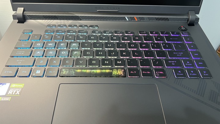【開箱】頂級堆料的ROG STRIX G16 開箱 - Mobile01