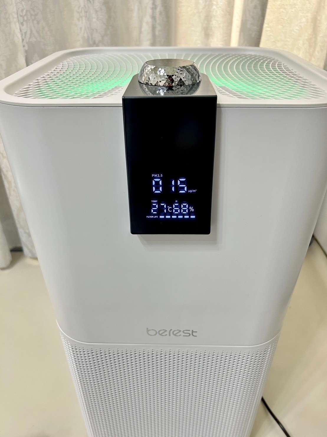 【開箱】UVC抗敏空氣清淨機｜BH集團出身的berest品牌 - Mobile01