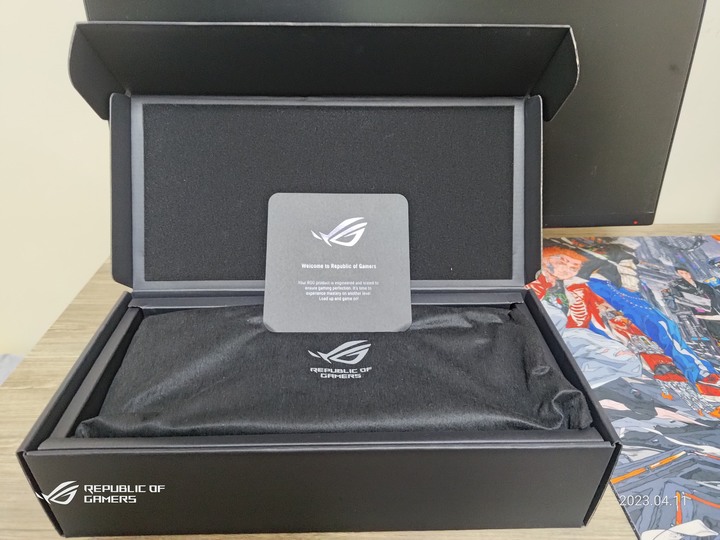 ROG Azoth 75%無線客製化電競機械鍵盤開箱 - Mobile01