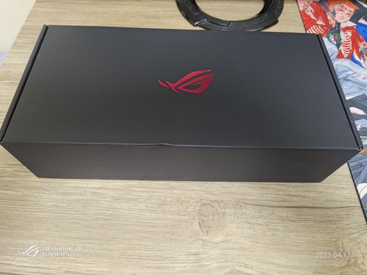 ROG Azoth 75%無線客製化電競機械鍵盤開箱 - Mobile01
