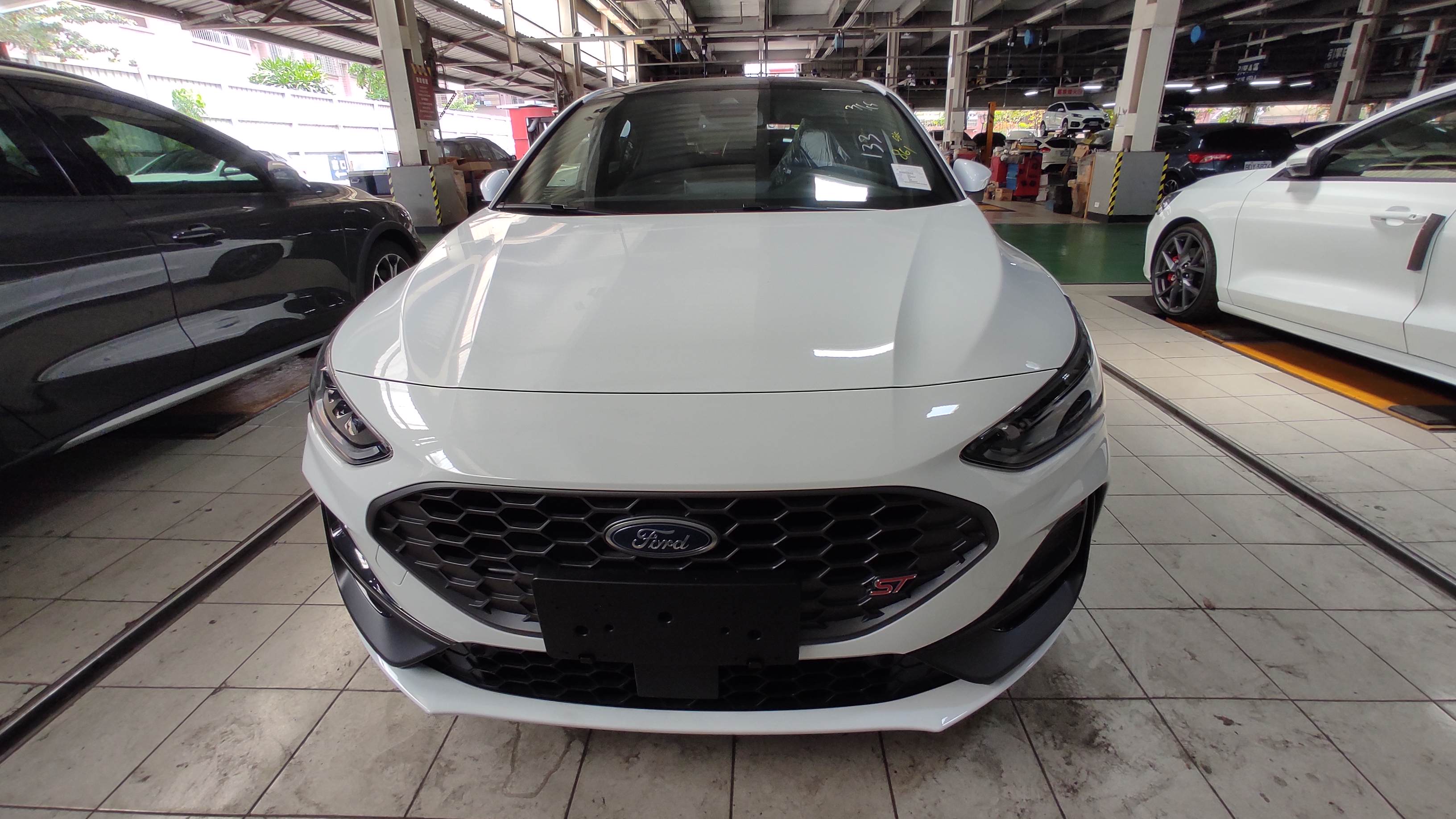 My 23" Focus ST X 6MT 交車+使用分享 - Mobile01