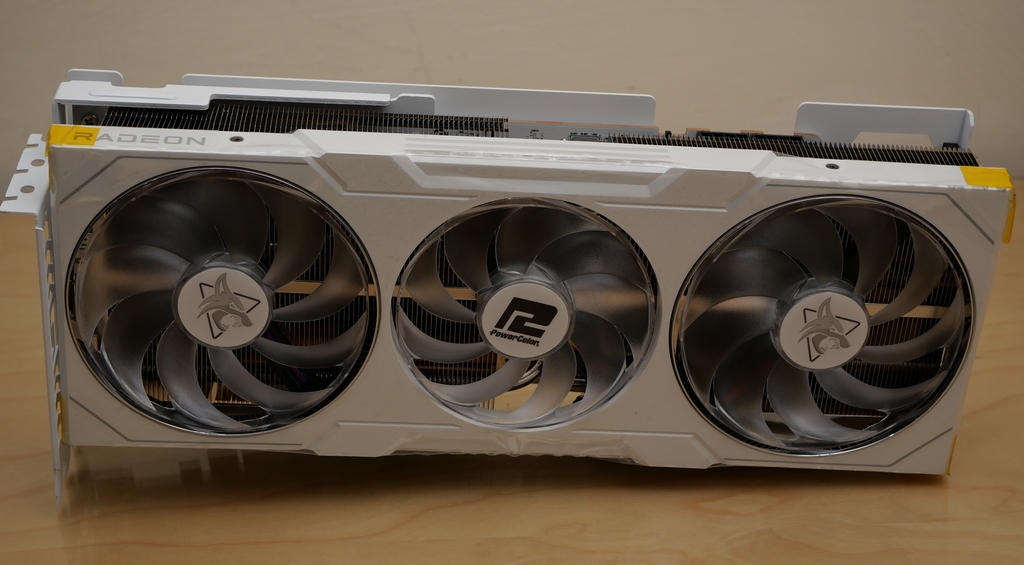 美型白色 A卡 PowerColor Hellhound Spectral White 7900XTX 開箱 - Mobile01