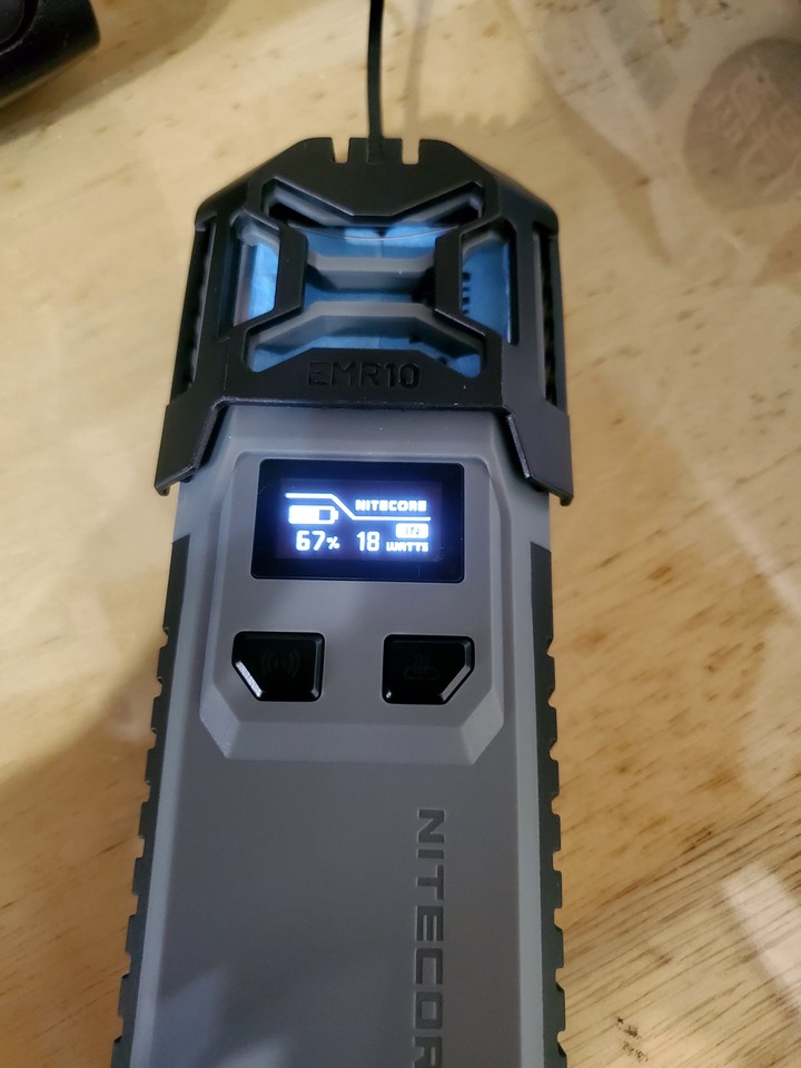 [開箱]NITECORE EMR10 多功能戶外驅蚊器 - Mobile01