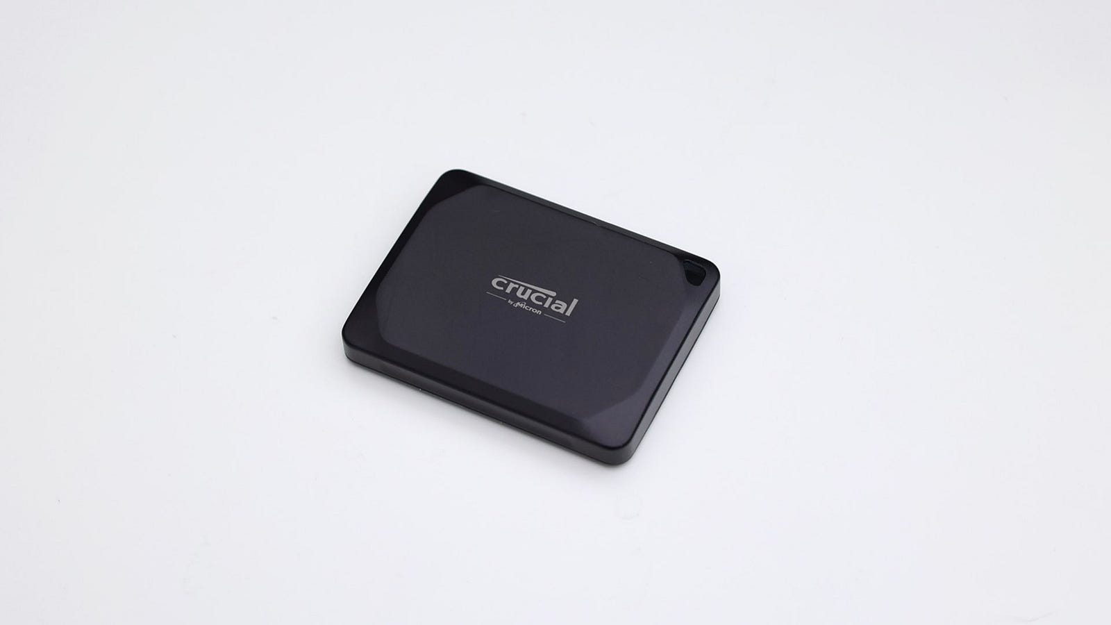 Micron 第一款 USB3.2 Gen2 20Gbps 外接固態硬碟 Crucial X10 Pro SSD - Mobile01