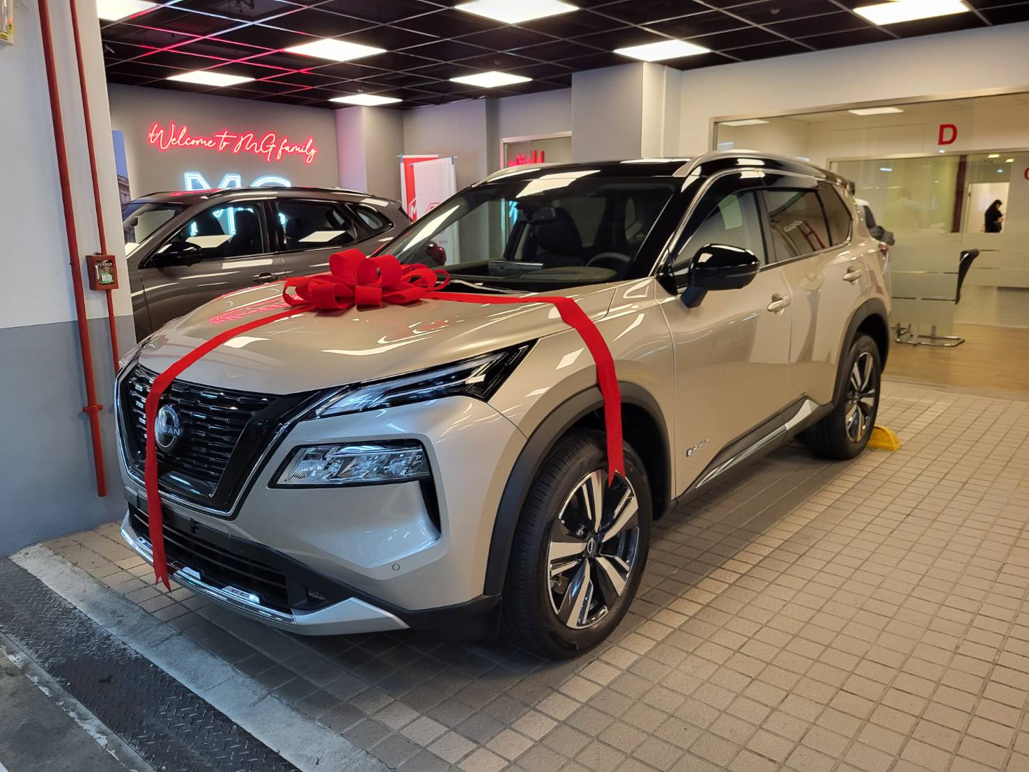 XTRAIL EPOWER 簡易開箱 - Mobile01