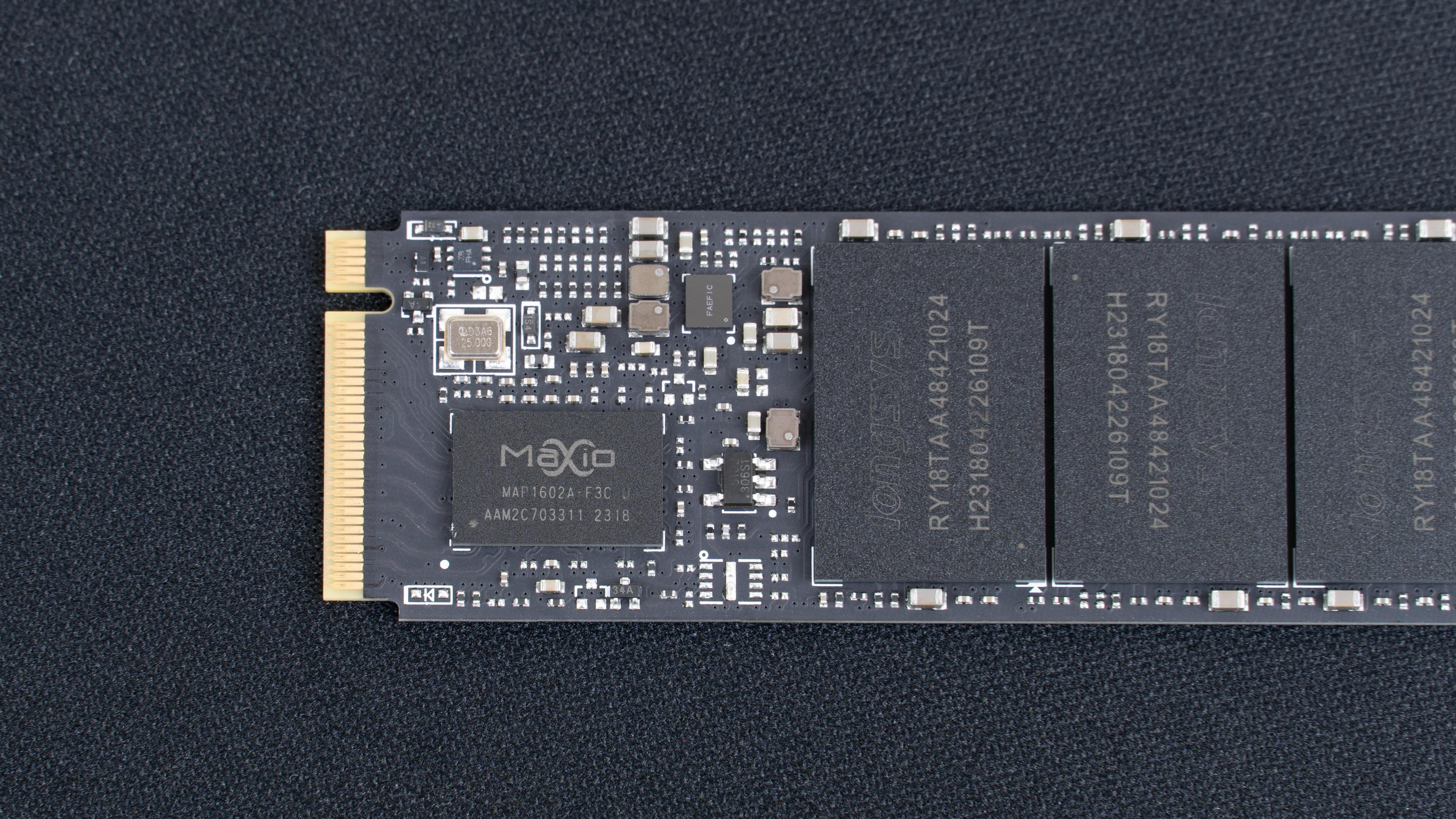 「開箱」Lexar NM790 4TB - 誰說便宜不能有速度？低價 PCI-E Gen4 遊戲碟 - Mobile01