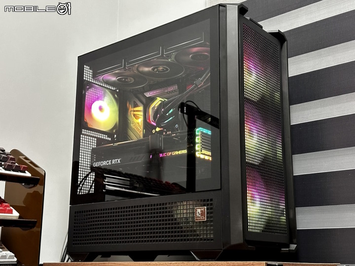 方正通透外型！Cougar MX 600 RGB 機殼 - Mobile01