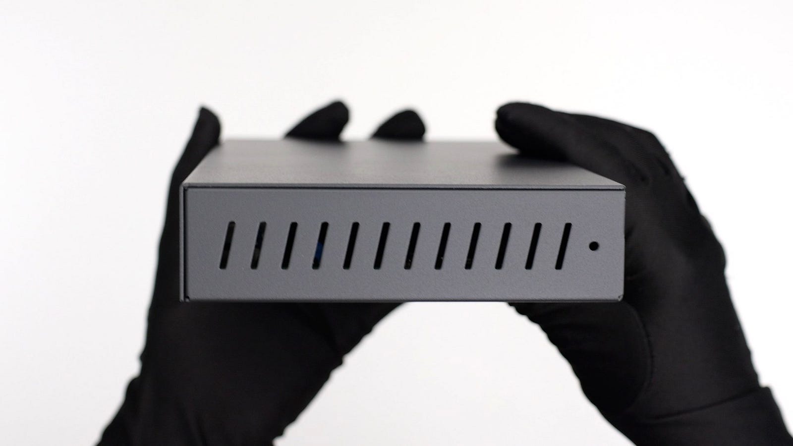 無聲無息，更加隱形 TP-Link TL-SX105 五埠 10GbE Fanless Decktop Switch - Mobile01