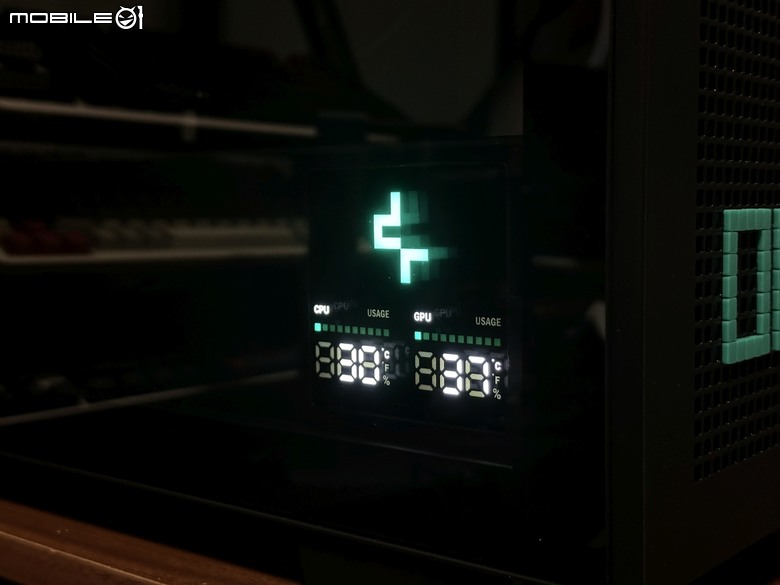三模切換！九州風神 Morpheus 全塔機殼 - Mobile01