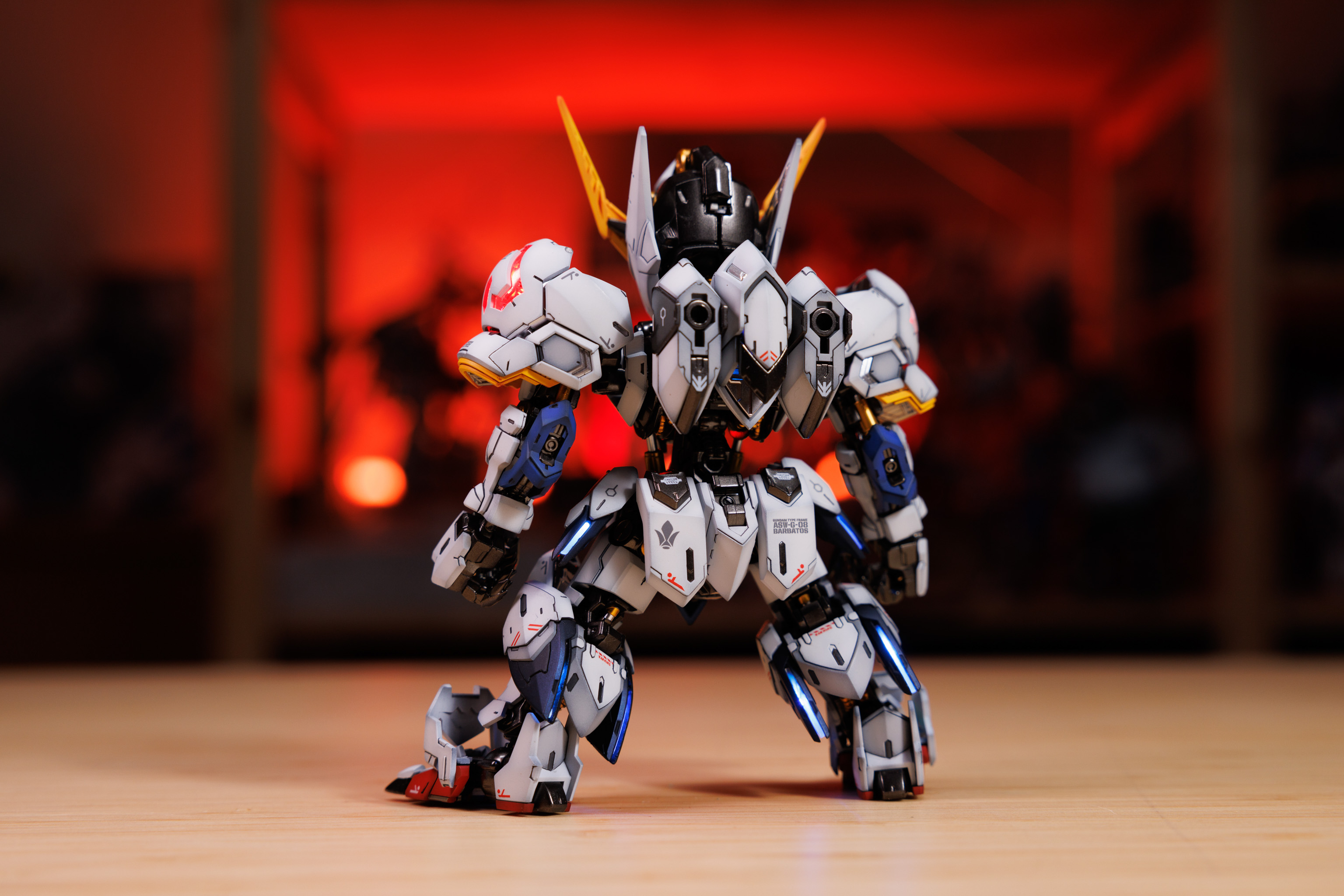 【作品分享】耗時半年，讓MGSD獵魔鋼彈亮起來吧!! - Mobile01