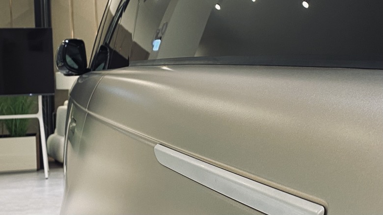 （2024)Range Rover SV LWB｜千萬級距｜層峰之選｜訂製頂級專屬色漆｜SV Bespoke 霧面超金屬漆 ｜Sunset ...