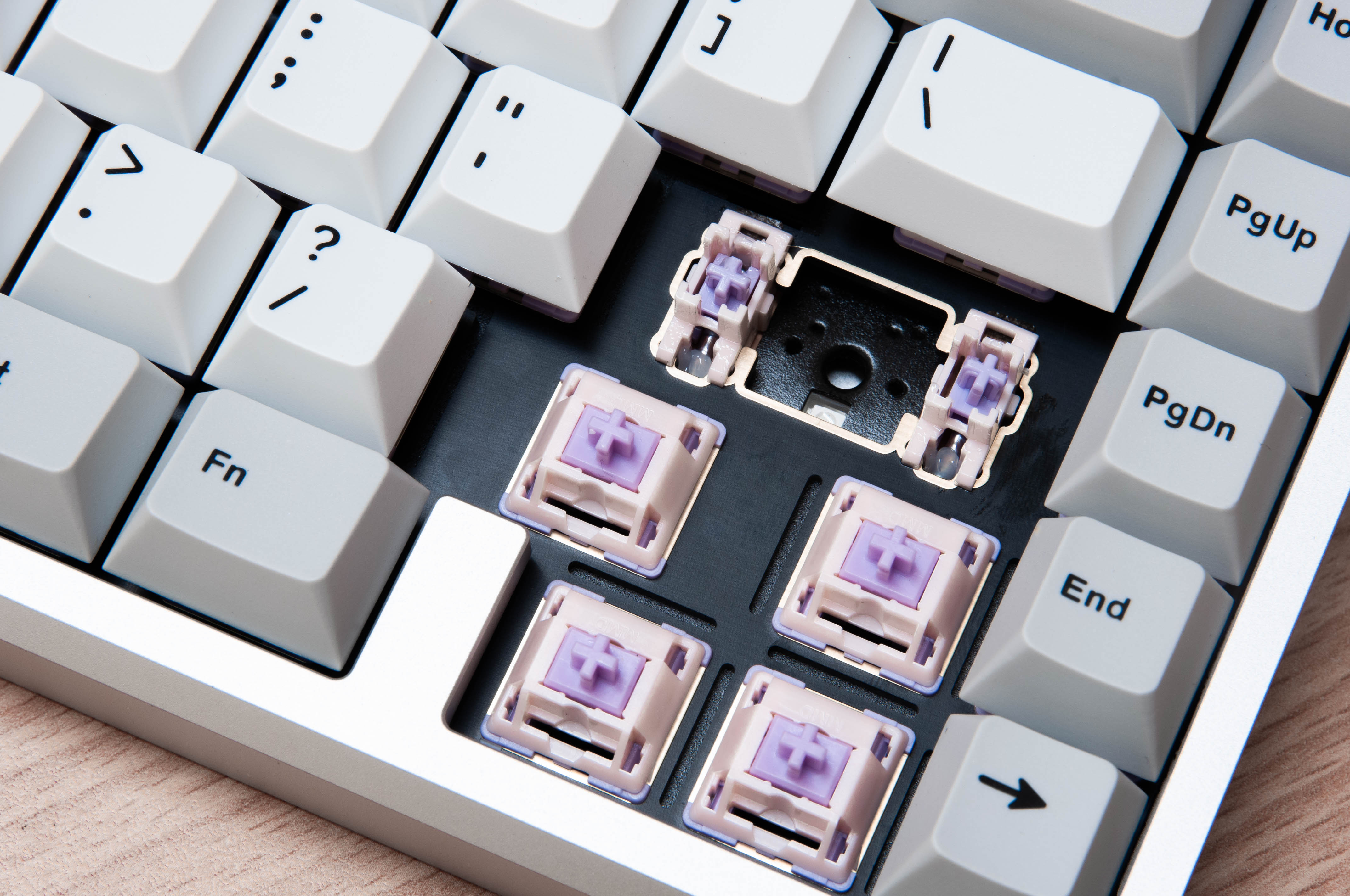 「橋75 SC Bridge75 三模鋁殼快拆機械鍵盤」 - 再摔進坑開箱文。 - Mobile01