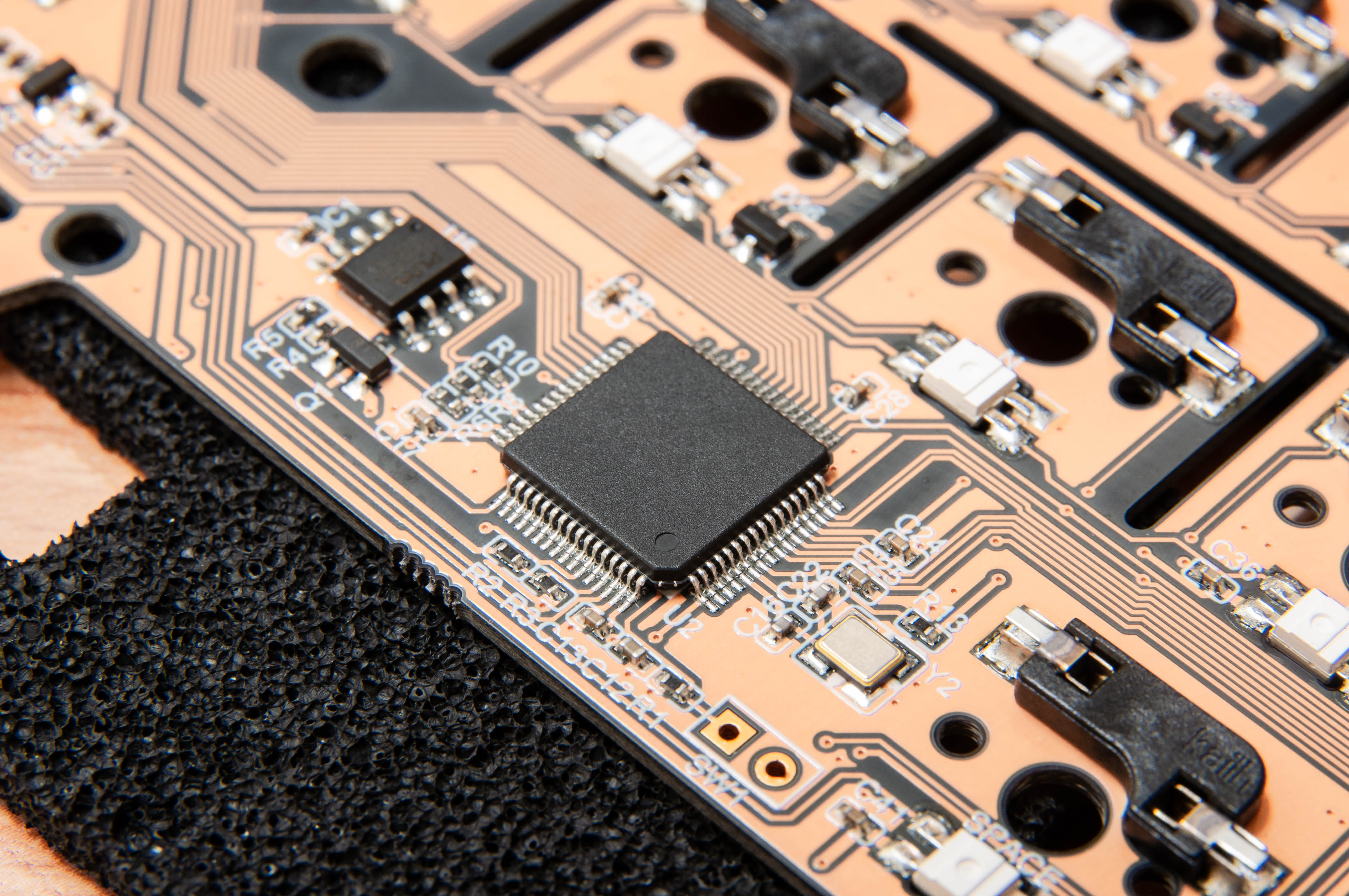 「橋75 SC Bridge75 三模鋁殼快拆機械鍵盤」 - 再摔進坑開箱文。 - Mobile01