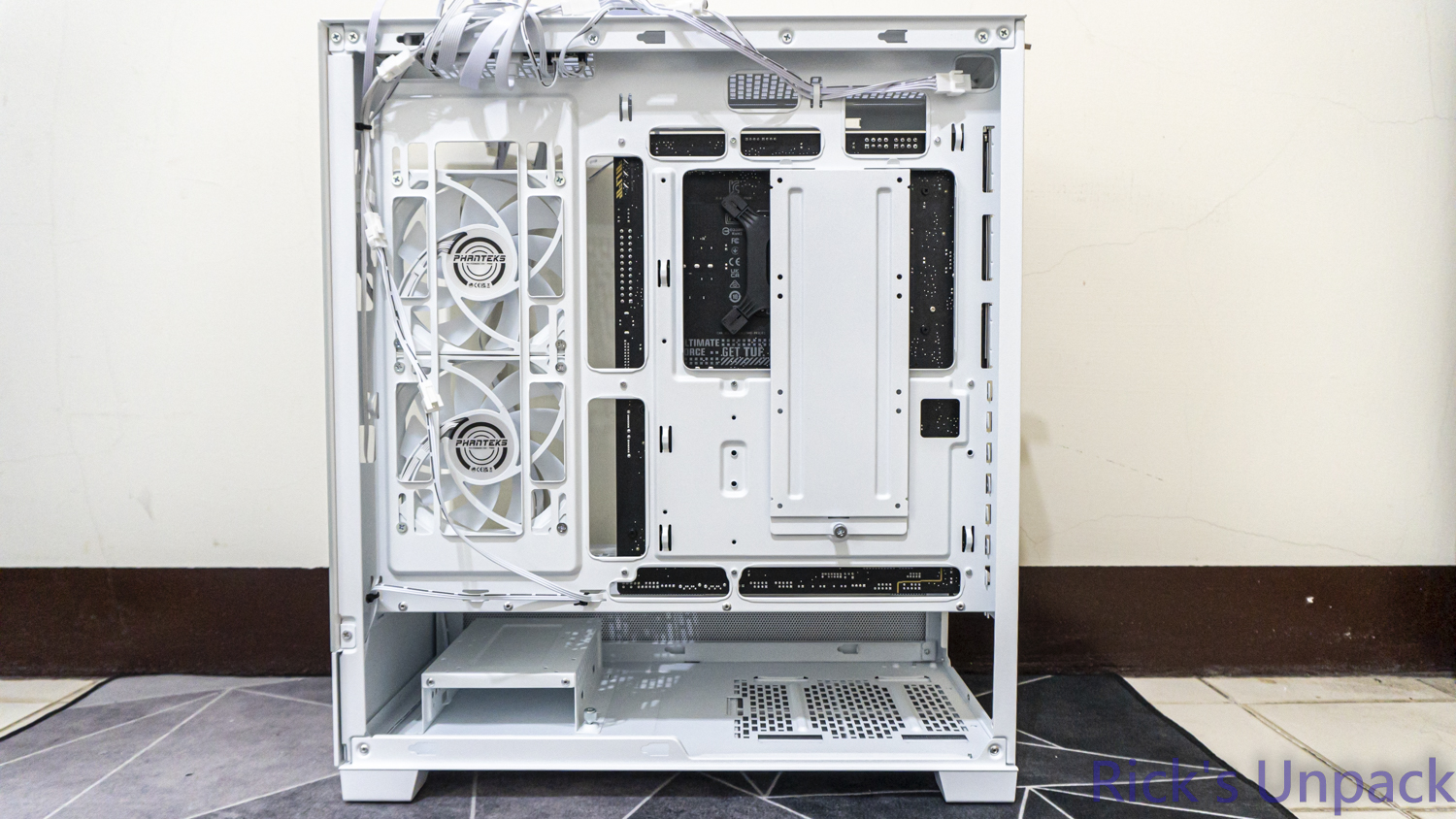 【開箱】入門海景殼成員+1 | PHANTEKS XT VIEW WHITE - Mobile01