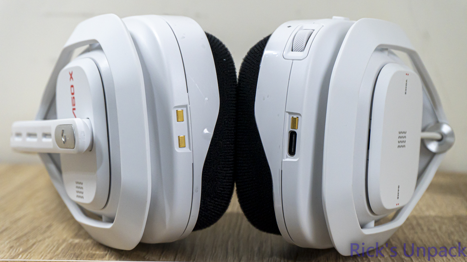 【開箱】一鍵輕鬆切換遊戲平台 | Logitech G ASTRO A50X WIRELESS - Mobile01