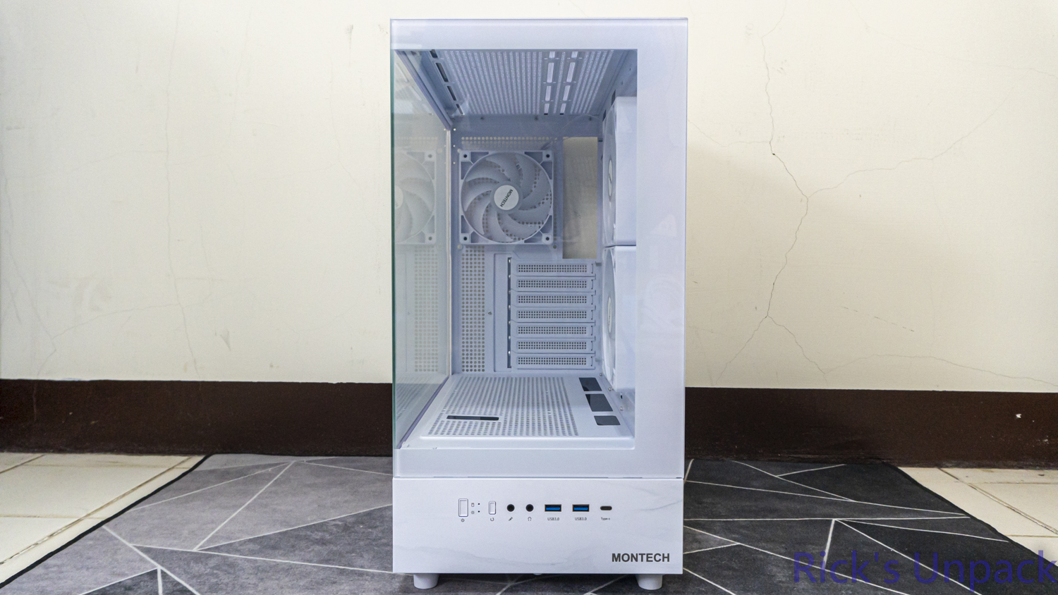 【開箱】木紋親民中塔海景殼 | MONTECH XR WHITE - Mobile01