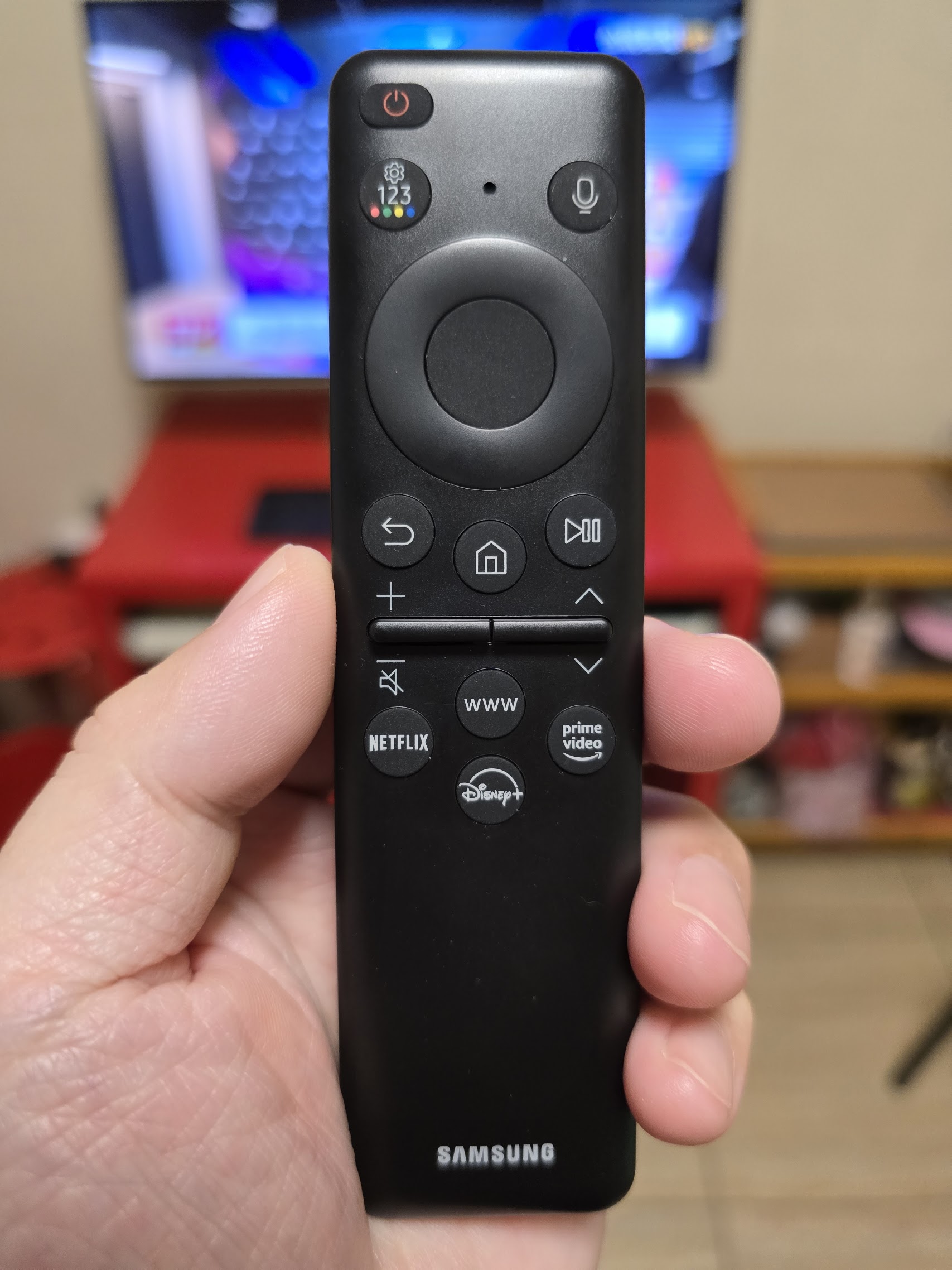 體驗分享 】三星 Odyssey OLED G8 旗艦電競螢幕，功能豐富操作直覺的漂亮寶貝，陪伴你享受快意的影音人生！ - Mobile01