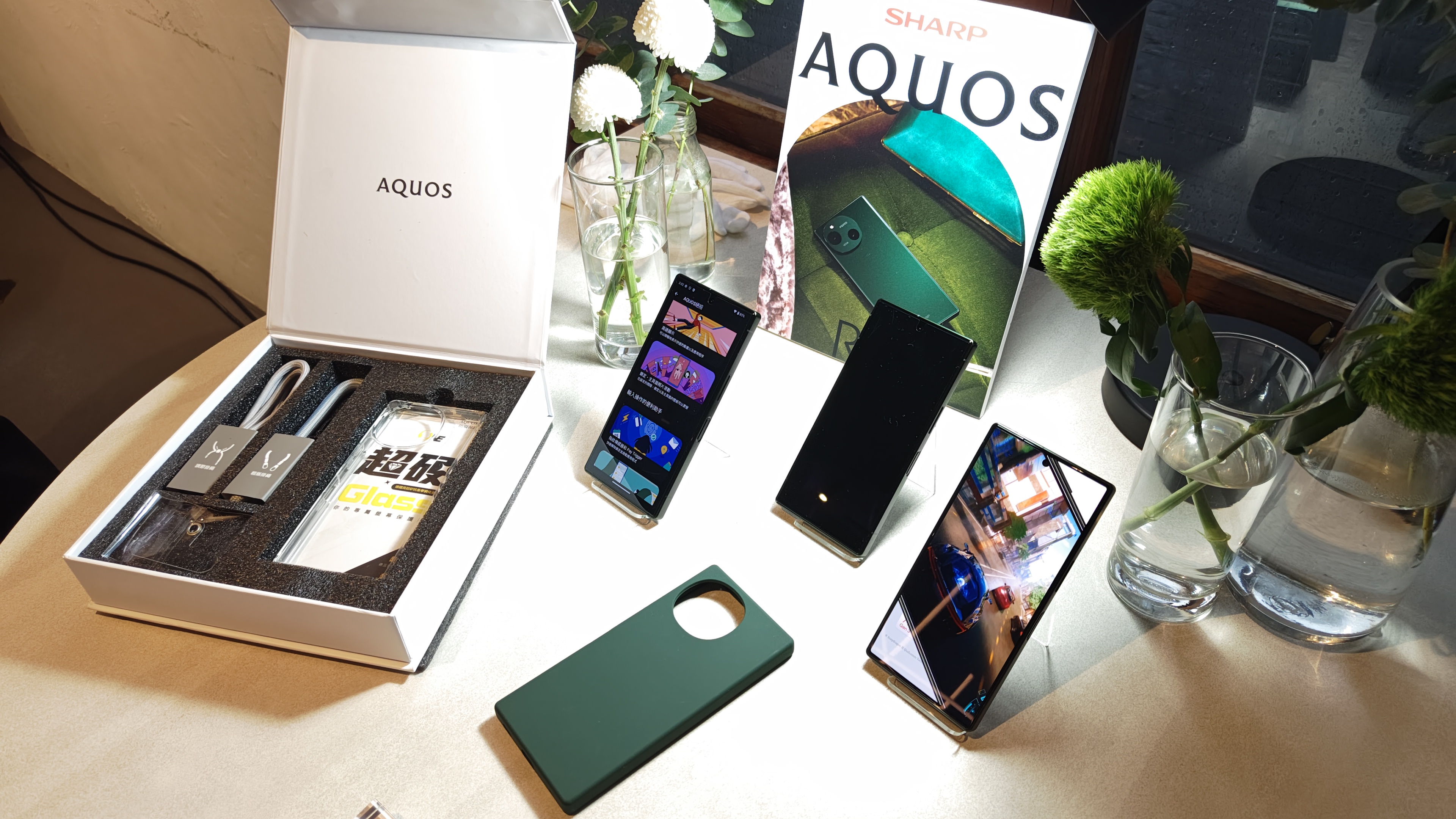 SHARP AQUOS R9、WISH4 台灣新品發佈會、訪談 - Mobile01