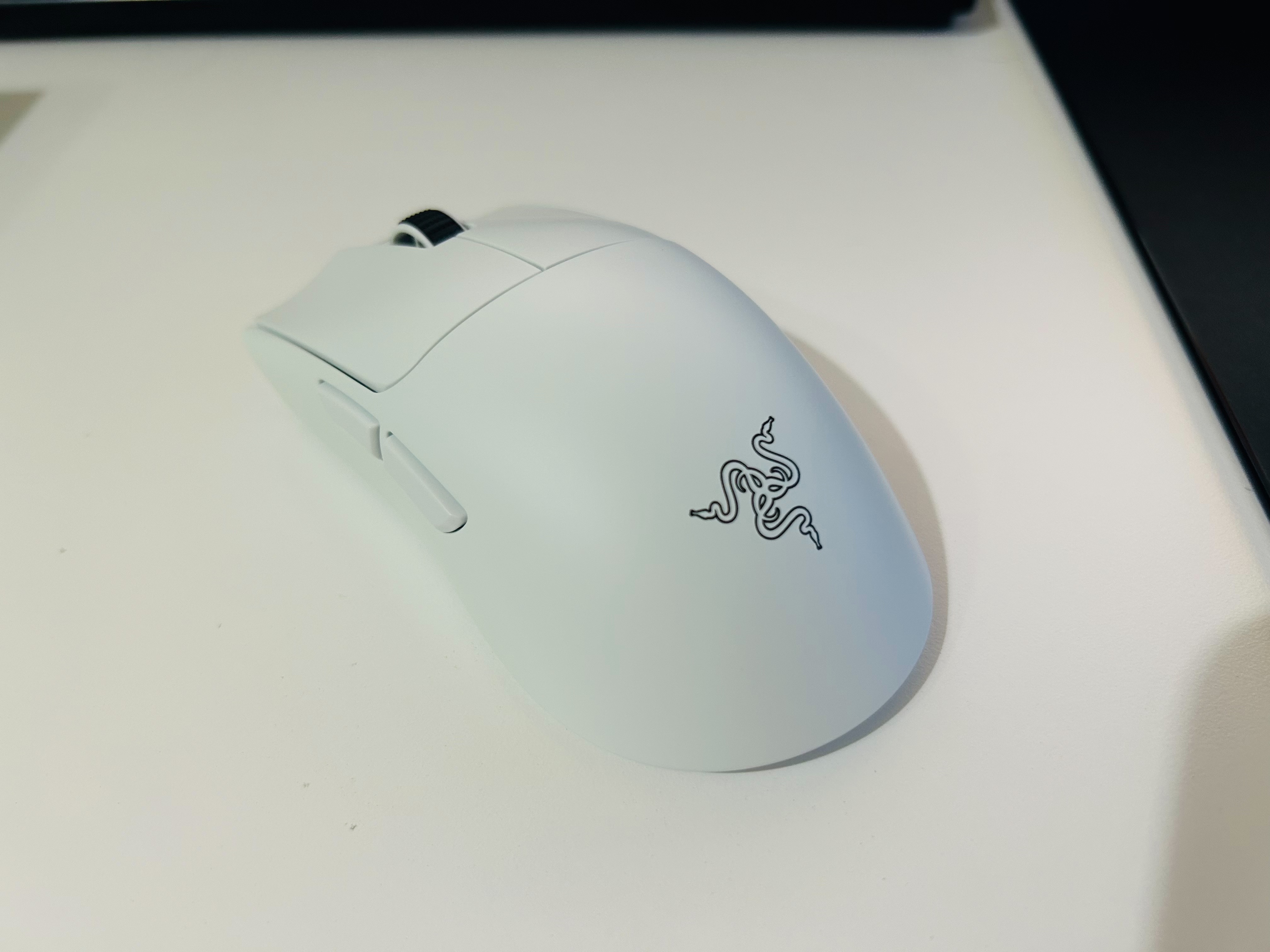 【心得】Razer Viper V3 Pro 8kHz電競滑鼠開箱 Valorant SEN Zekken奪冠滑鼠！ - Mobile01