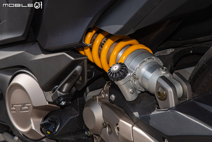 Kymco AK575 Premium Ohlins 特仕版試駕 | 成熟，不只是游刃有餘！ - Mobile01