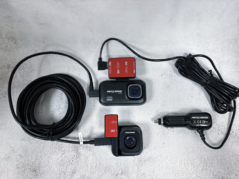 NEXTBASE A161+A16R：只要2988、C/P值很高的1080P前後雙鏡 - Mobile01
